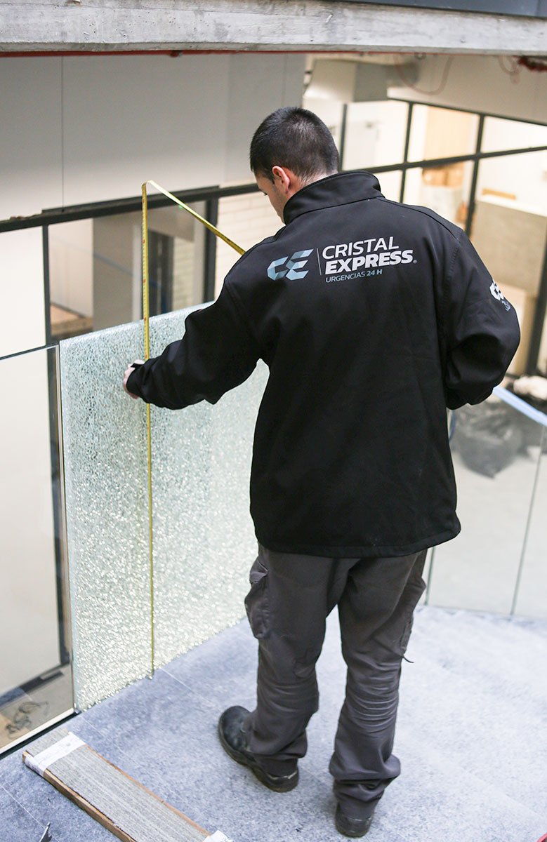 Urgencias 24h en Madrid | Cristal Express a tu servicio